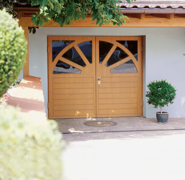 Garagentor individuell gestalten - direkt vom Hersteller